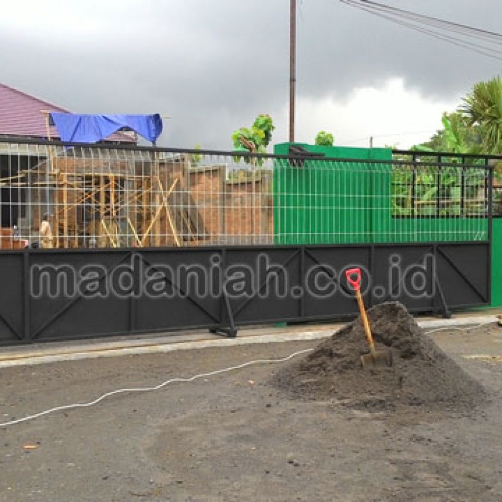 Pemasangan Pintu Pagar BRC Gamping Sleman - Madaniah™