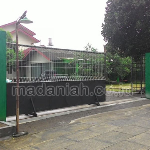 Pemasangan Pintu Pagar BRC Gamping Sleman - Madaniah™