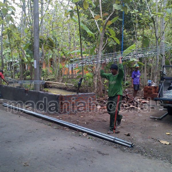 Pemasangan Pintu Pagar BRC Seyegan Sleman - Madaniah™