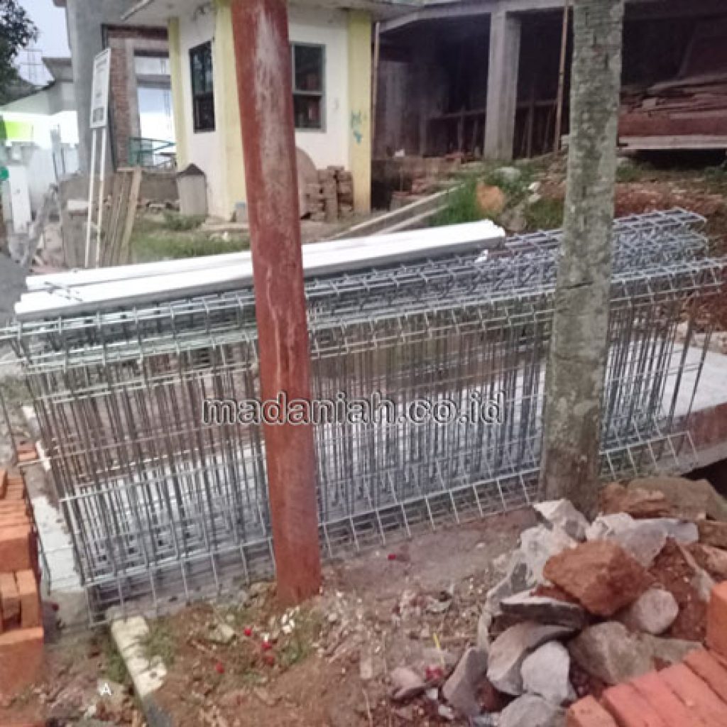 Pabrik Produsen Toko Pagar BRC Banyumanik Semarang - Madaniah™