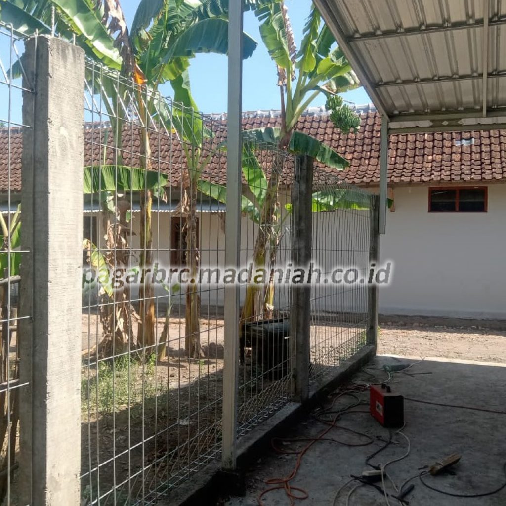 Pabrik Produsen Toko Pagar BRC Srimartani Piyungan